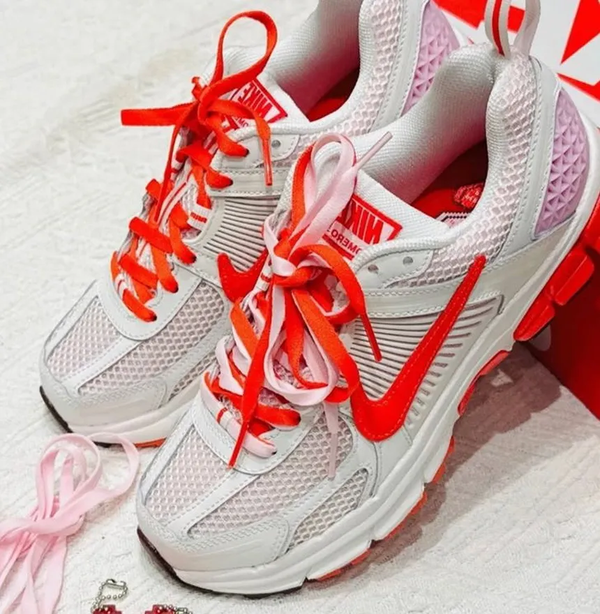 나이키 보메로 5 빅키즈 운동화 서미트 화이트 크림슨 HV5171-121 | 크로켓