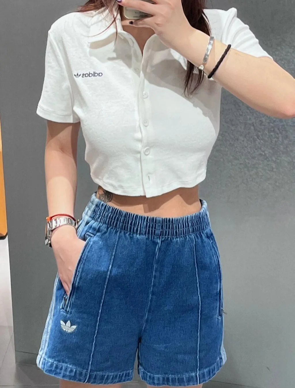 아디다스 오리지널 아디컬러 파이어버드 여성 청반바지 JD2562 | 크로켓