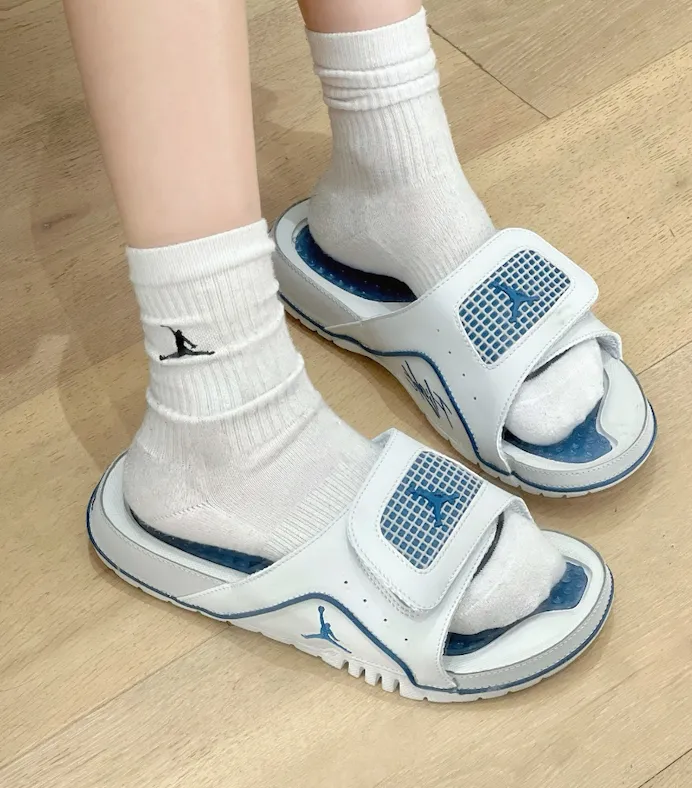 나이키 조던 하이드로4 레트로 슬라이드 슬리퍼 화이트 블루 532225-141 | 크로켓