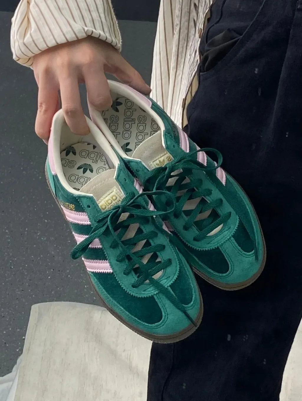 [무료배송/항공특송] 아디다스 오리지널스 핸드볼 스페셜 그린핑크 JI2648 | 크로켓