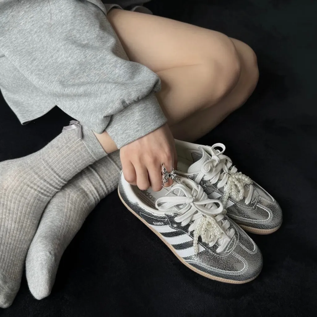 [무료배송/최저가] 아디다스 삼바 OG 미러볼 실버 JR0035 | 상품 상세 | 크로켓