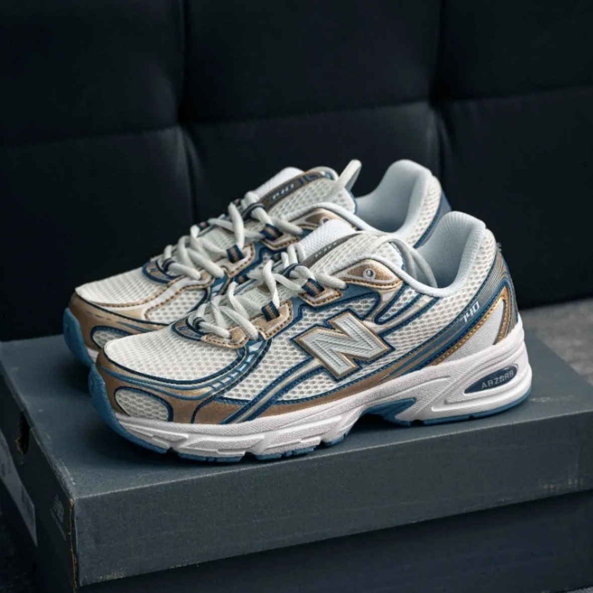 뉴발란스 740 헤론 블루 빈티지 인디고 U740HB2 | 상품 상세 | 크로켓