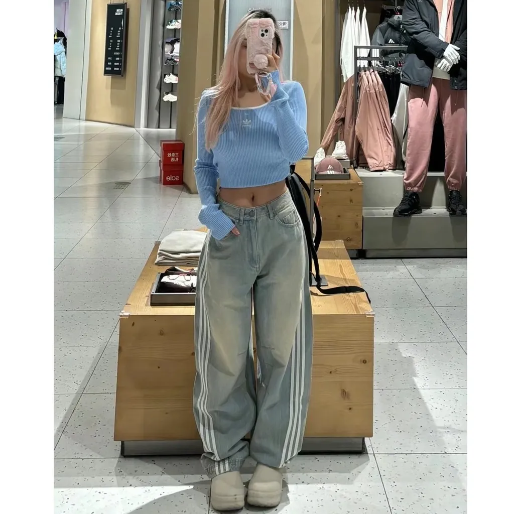 [무료배송 최저가! / 빠른출고] 아디다스 여성 아딜레늄 아딜레니움 시즌 3 데님 바나나 피티드 워시드 데님 팬츠 블루 ...