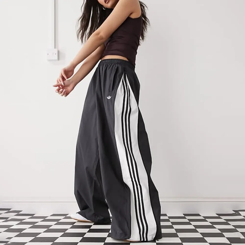 아디다스 아딜레늄 시즌 3 집 트랙 조거 팬츠 블랙 여성 트레이닝복 JX9206 | 상품 상세 | 크로켓