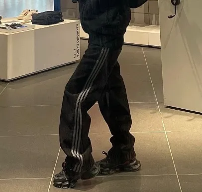 아디다스 오리지널 파이어버드 와이드 데님 팬츠 청바지 흑청 JC6718 | 상품 상세 | 크로켓