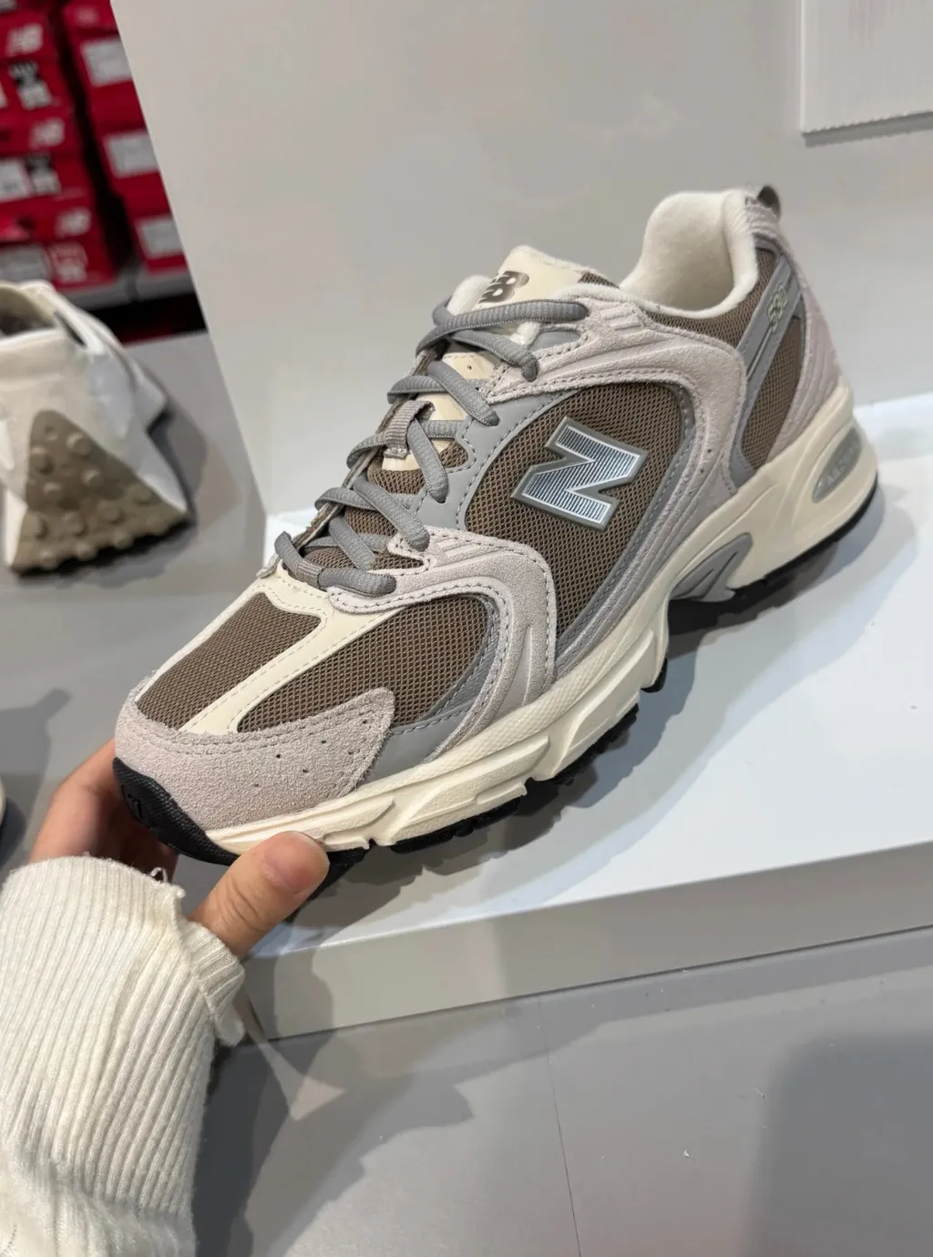 [무료배송/항공특송] 뉴발란스 530 남녀공용 스니커즈 브라운 MR530CN | 상품 상세 | 크로켓