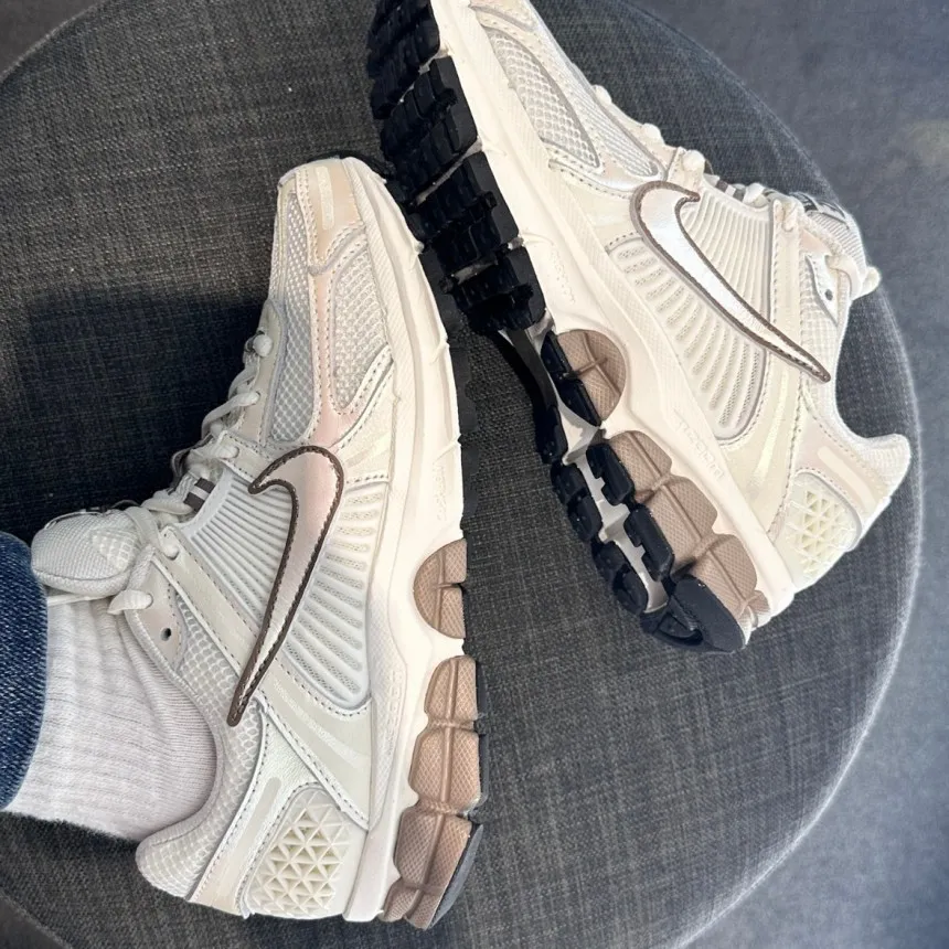 나이키 줌 보메로 5 여성 운동화 밍크 브라운 IB8129-133 | 상품 상세 | 크로켓