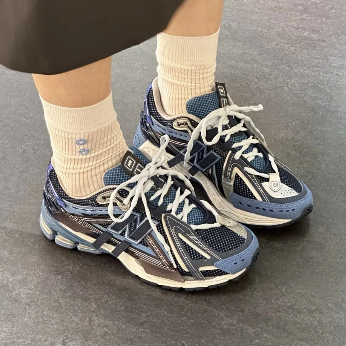 뉴발란스 1906A 씨 스톤 블루 U1906AB | 상품 상세 | 크로켓