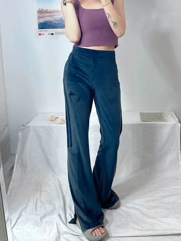 아디다스 여성 티로 컷 3스트라이프 벨벳 플레어 레깅스 블랙 IX3714/ | 상품 상세 | 크로켓