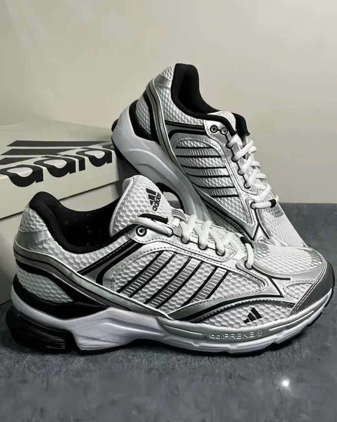 아디다스 스피리테인 2000 운동화 메탈릭 실버 IH9979 | 상품 상세 | 크로켓