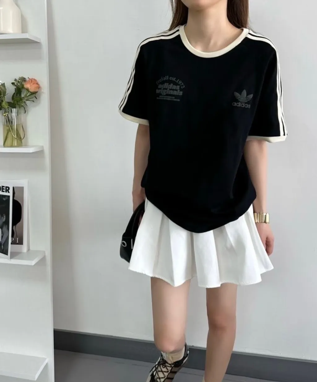 아디다스 GRF 반팔티셔츠 아디다스남녀공용반팔티셔츠 블랙 IS1413 | 크로켓